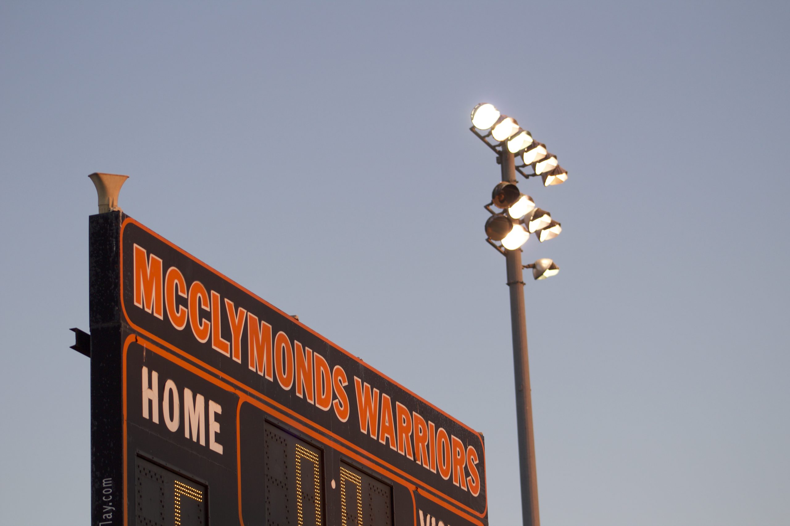 The Spirit of Bill Russell Kicks Off McClymonds' New Season - Oakland ...