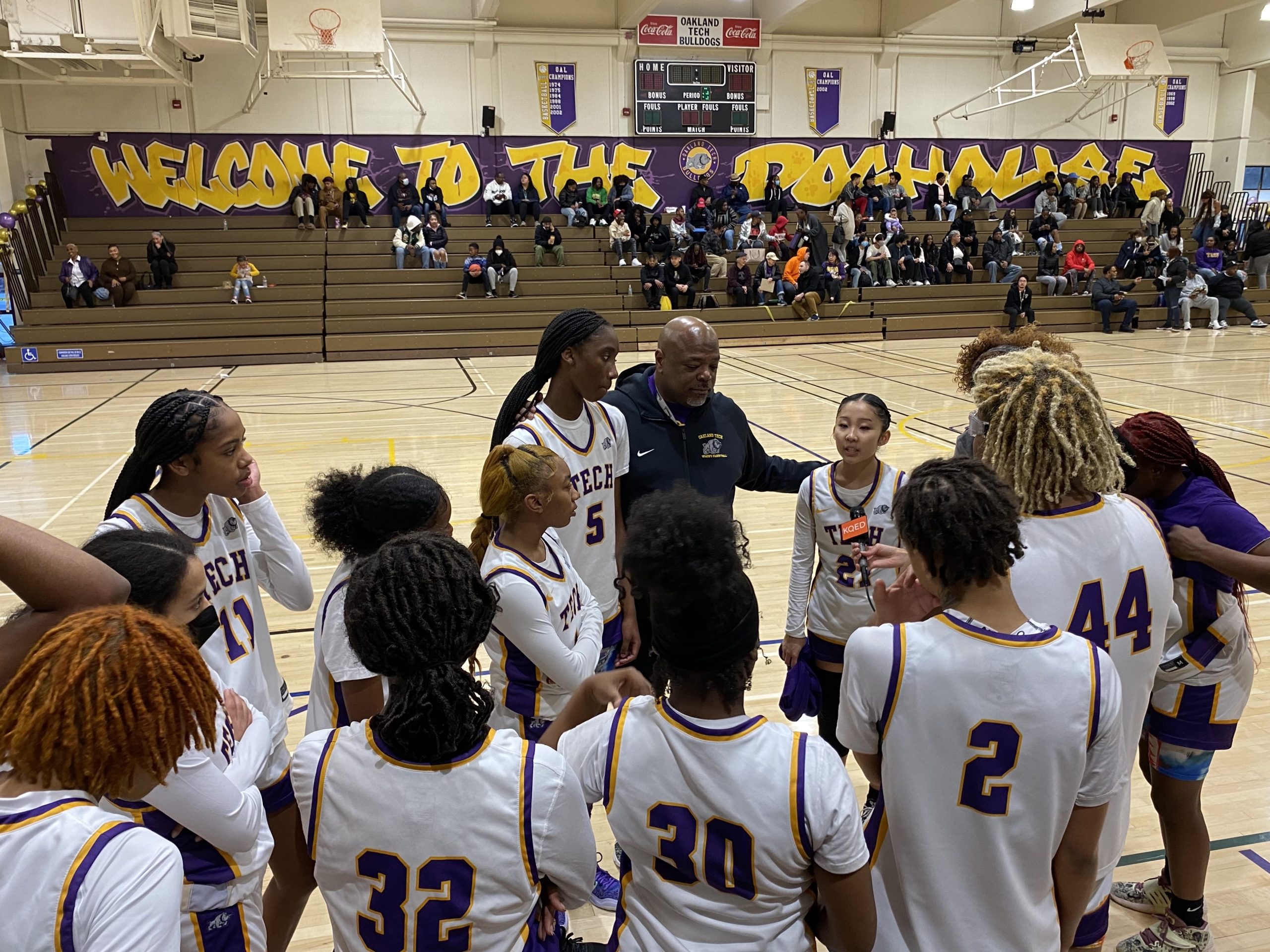 The Town’s Top High School Hoops Teams Shine on Historic Night for Oakland Tech - Oakland Voices