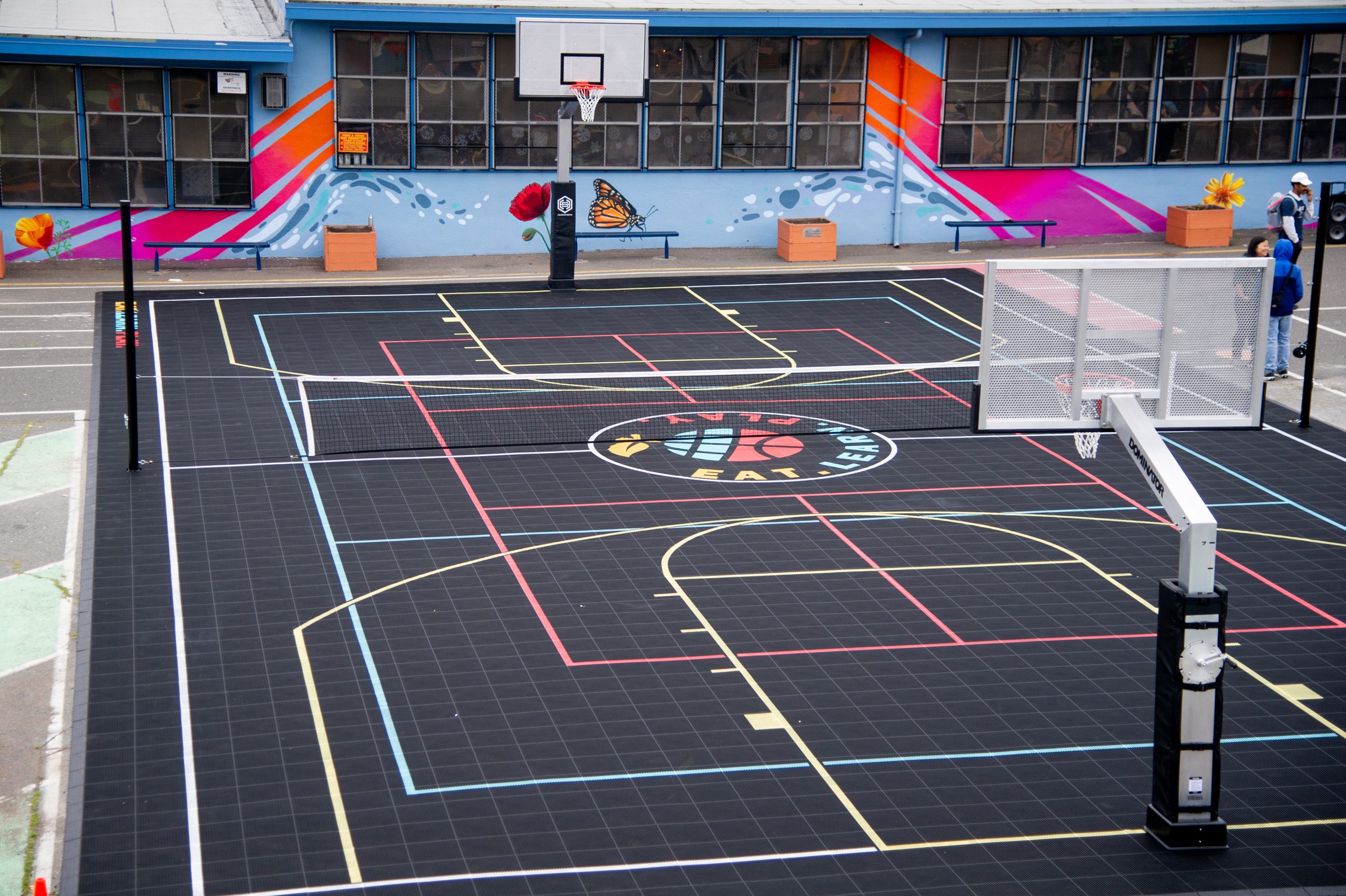 Steph and Ayesha Curry's Eat. Learn. Play. Foundation to Remodel Six Oakland Schoolyards ...