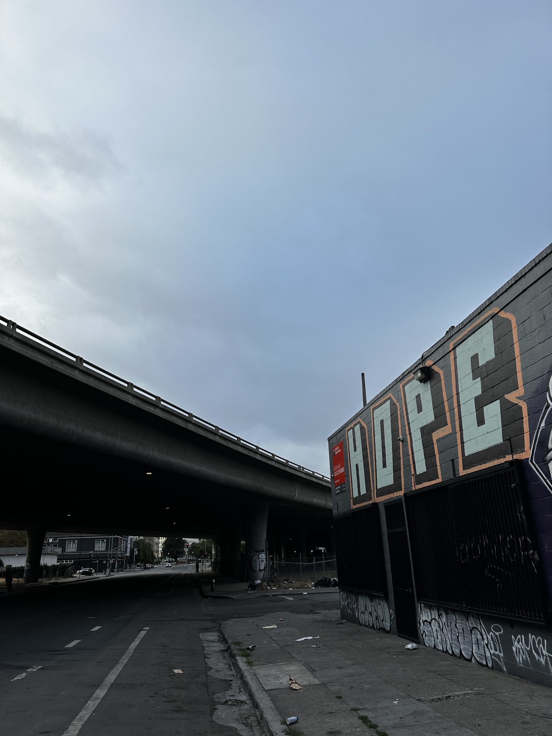 Oakland closing homeless encampments, promising unhoused residents ...